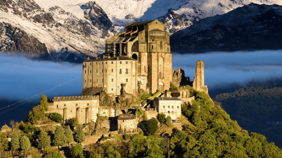 La Sacra di San Michele, monument symbole du Piémont